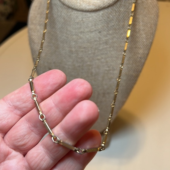Vintage | Jewelry | Vintage Gold Tone Rectangular Chain Necklace | Poshmark